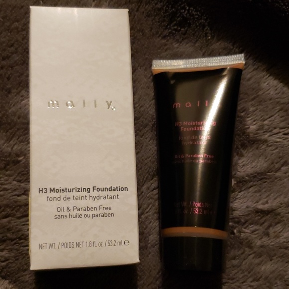 Mally Beauty | Makeup | Nwt Mally Beauty Moisturizing Foundation | Poshmark